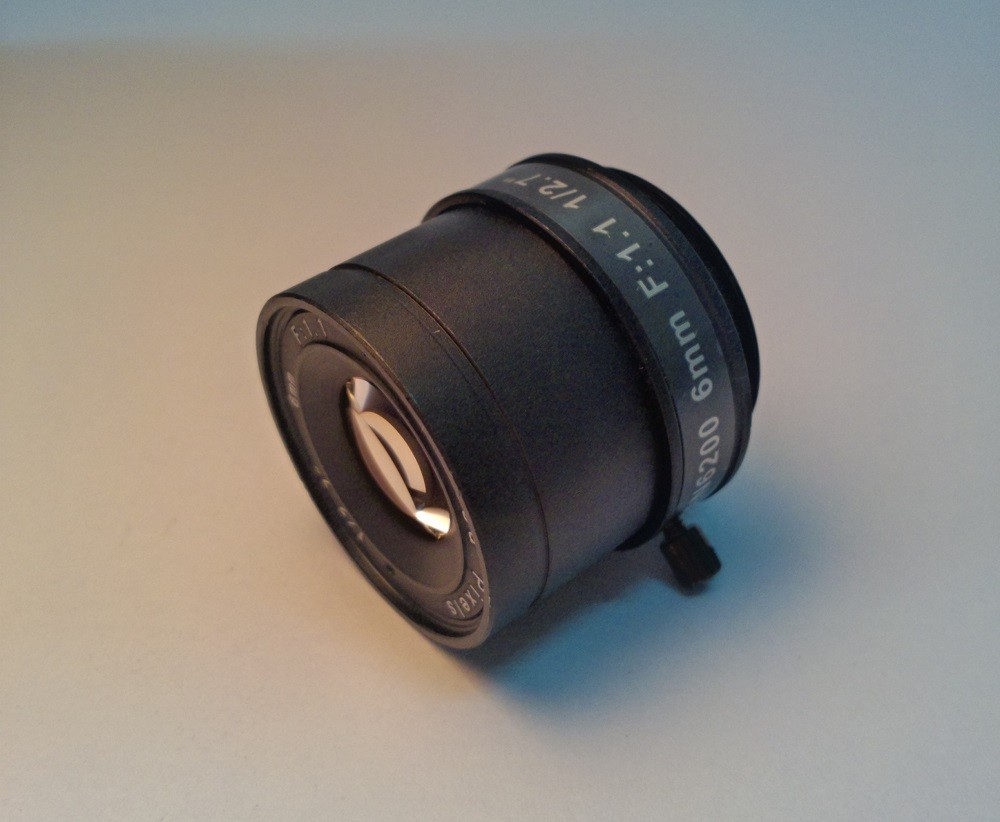 OpenHacks | Open Source Hardware | Productos | 6mm lens 2 megapixels